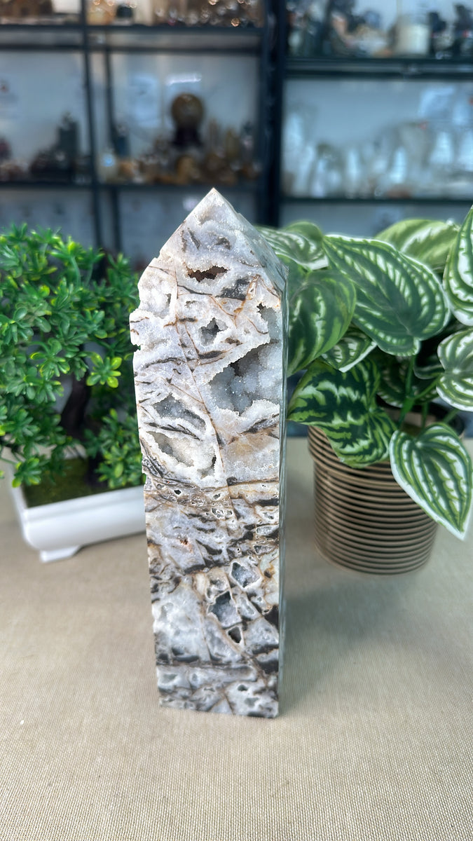 Sphalerite Tower – Infinity Crystals by Moana