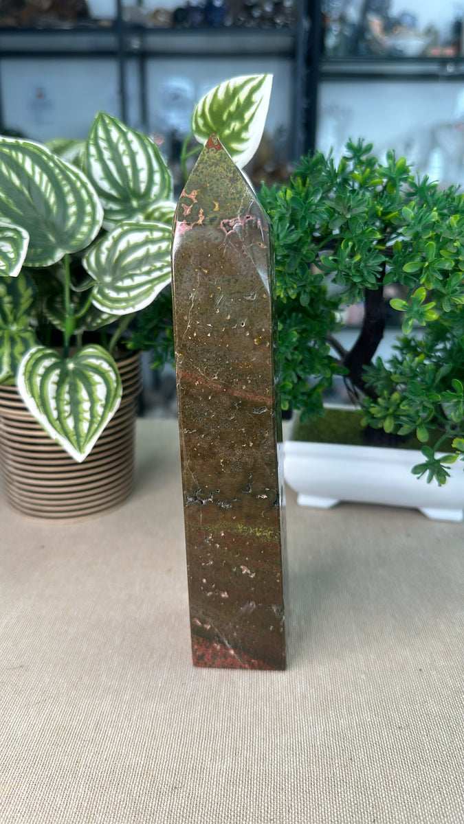 Ocean Jasper Tower – Infinity Crystals by Moana
