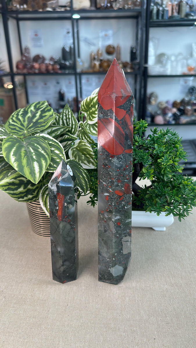 African Blood Stone Towers – Infinity Crystals by Moana