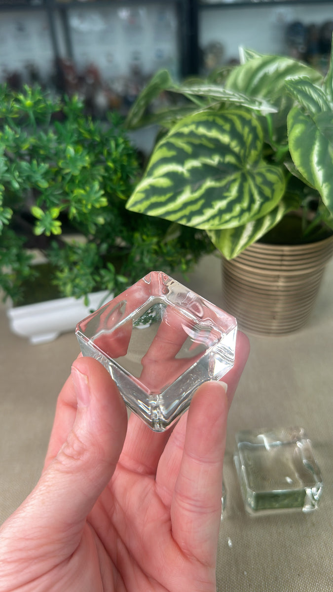 Extra Large Square Glass Stands – Infinity Crystals by Moana